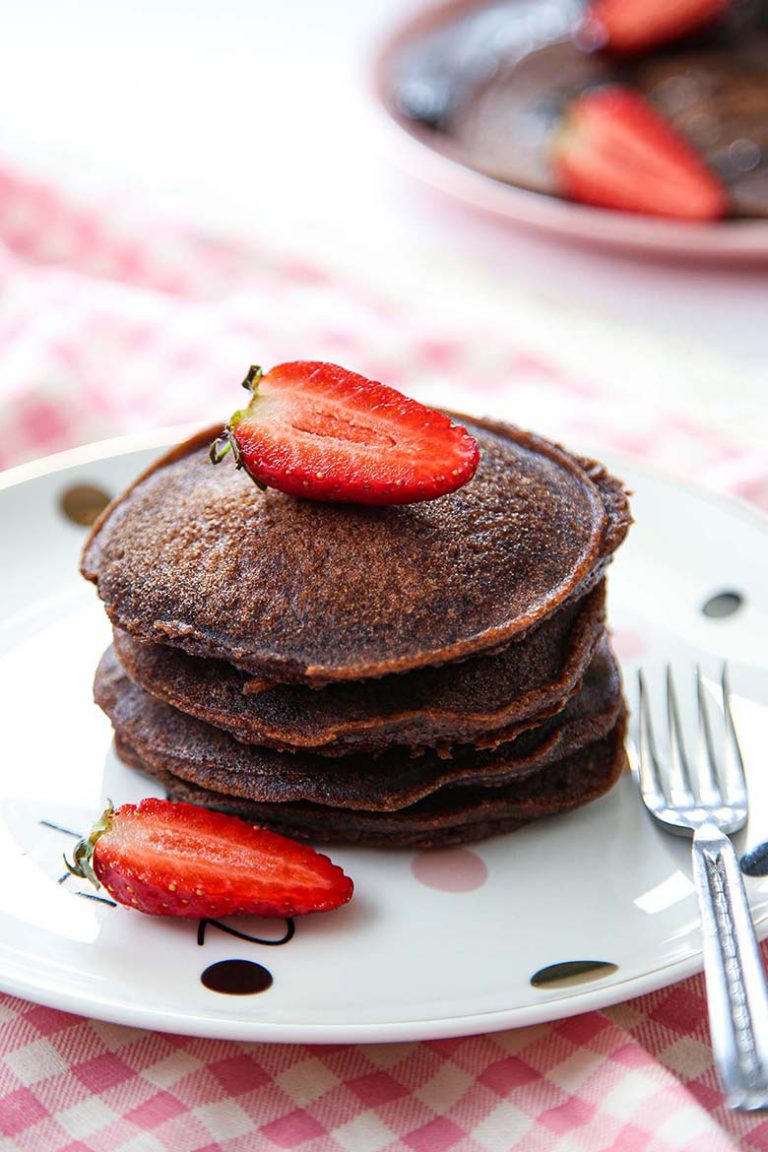 Chocolate Pancakes With Cocoa Powder