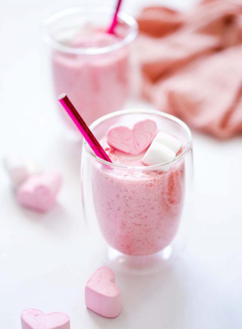 Homemade Lotus Biscoff Milkshake Recipe