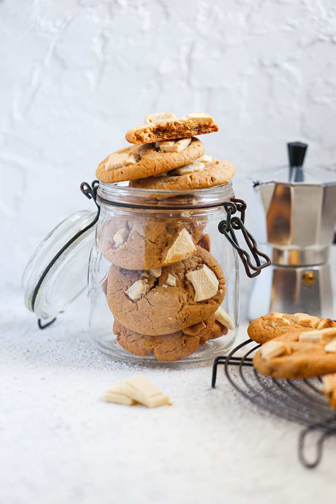 Homemade Biscoff Cookies Recipe With White Chocolate
