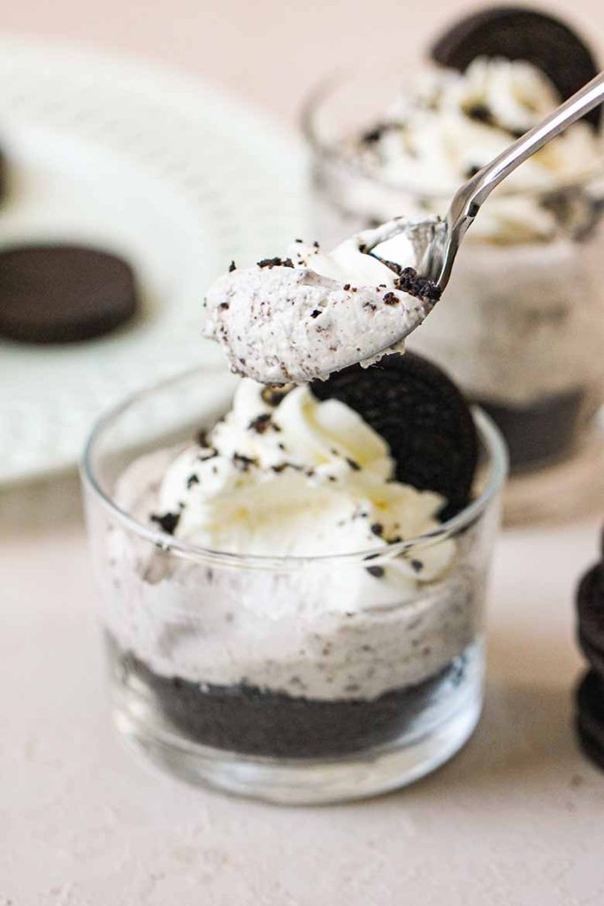 No-bake Oreo Cheesecake Cups Recipe