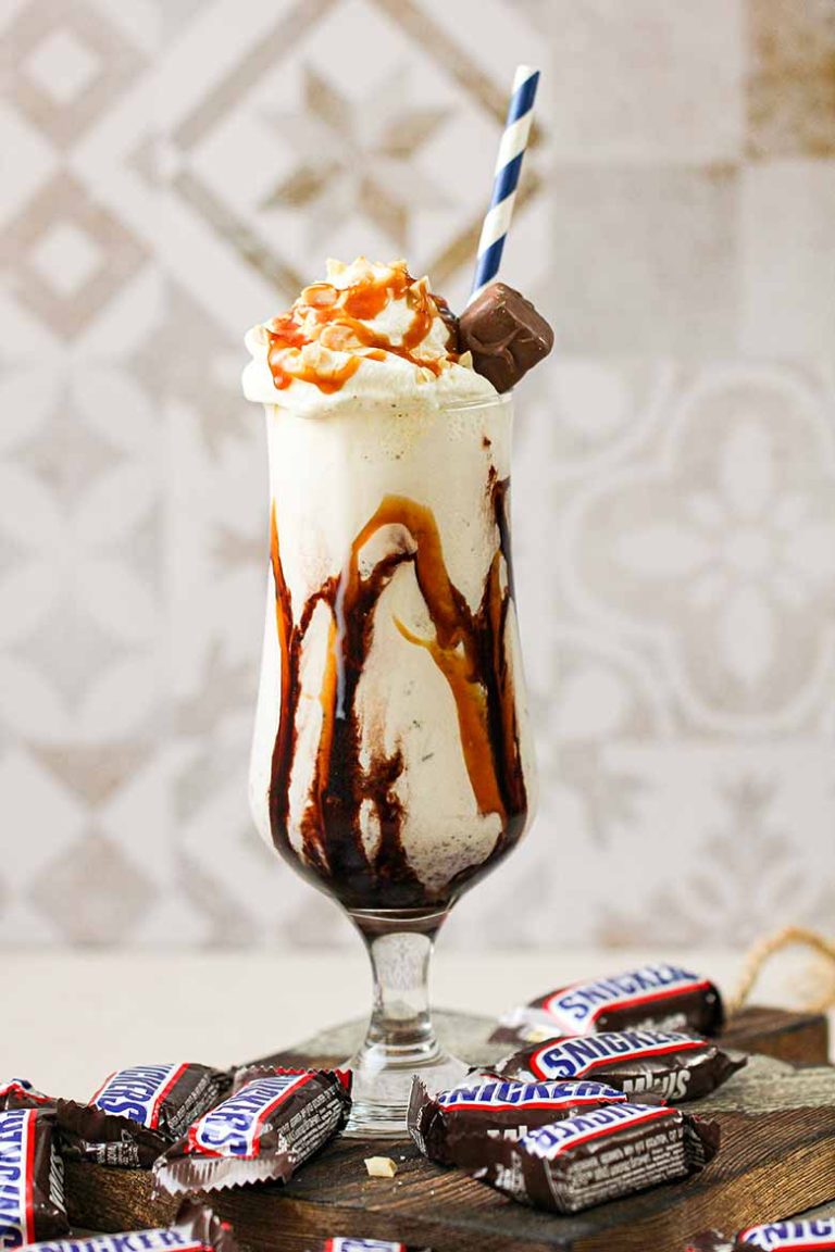 Snickers Milkshake Recipe