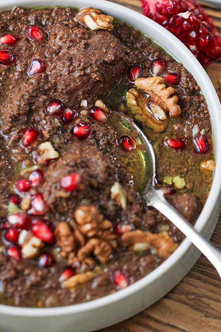 Khoresht Fesenjan Recipe (Persian Walnut Stew)
