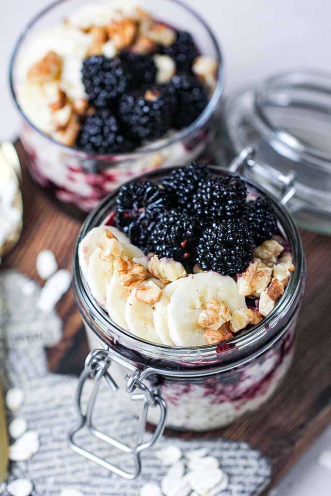 Blackberry Overnight Oats Recipe