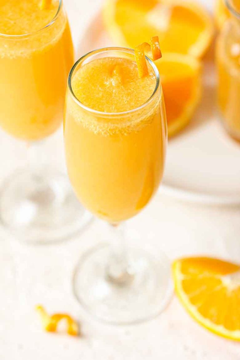 Non-alcoholic Mimosa Mocktail